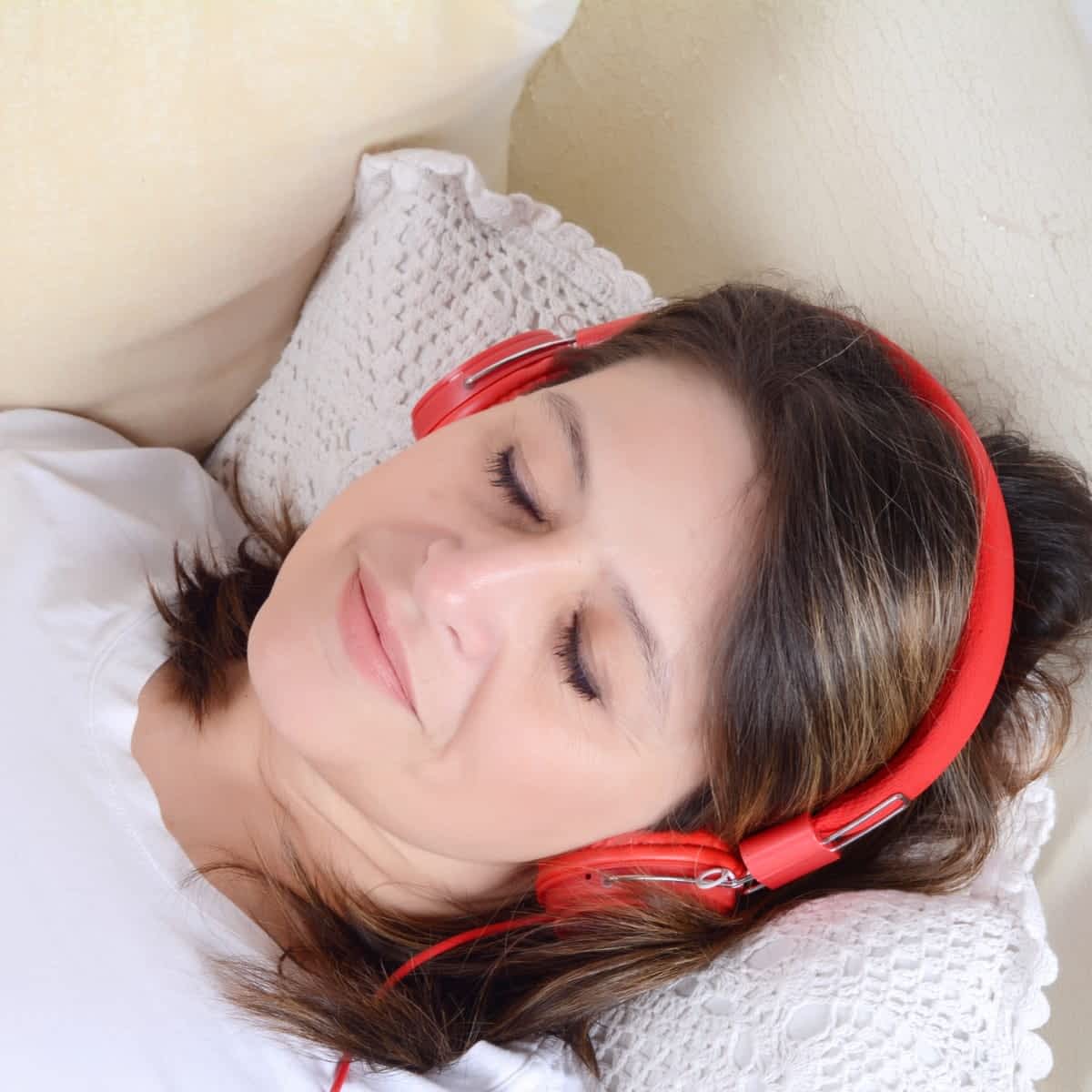 Attract Love Hypnosis - SuccessMinds®